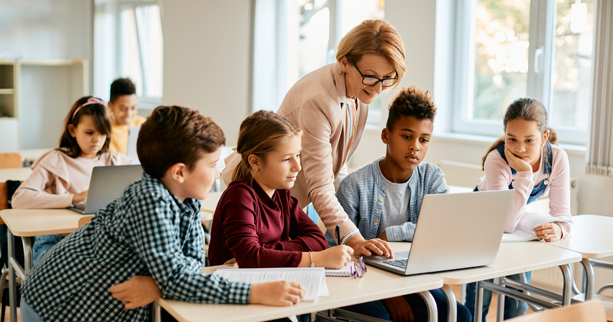 Aide à la classe : un projet porteur d’espoir – Centrale des syndicats ...