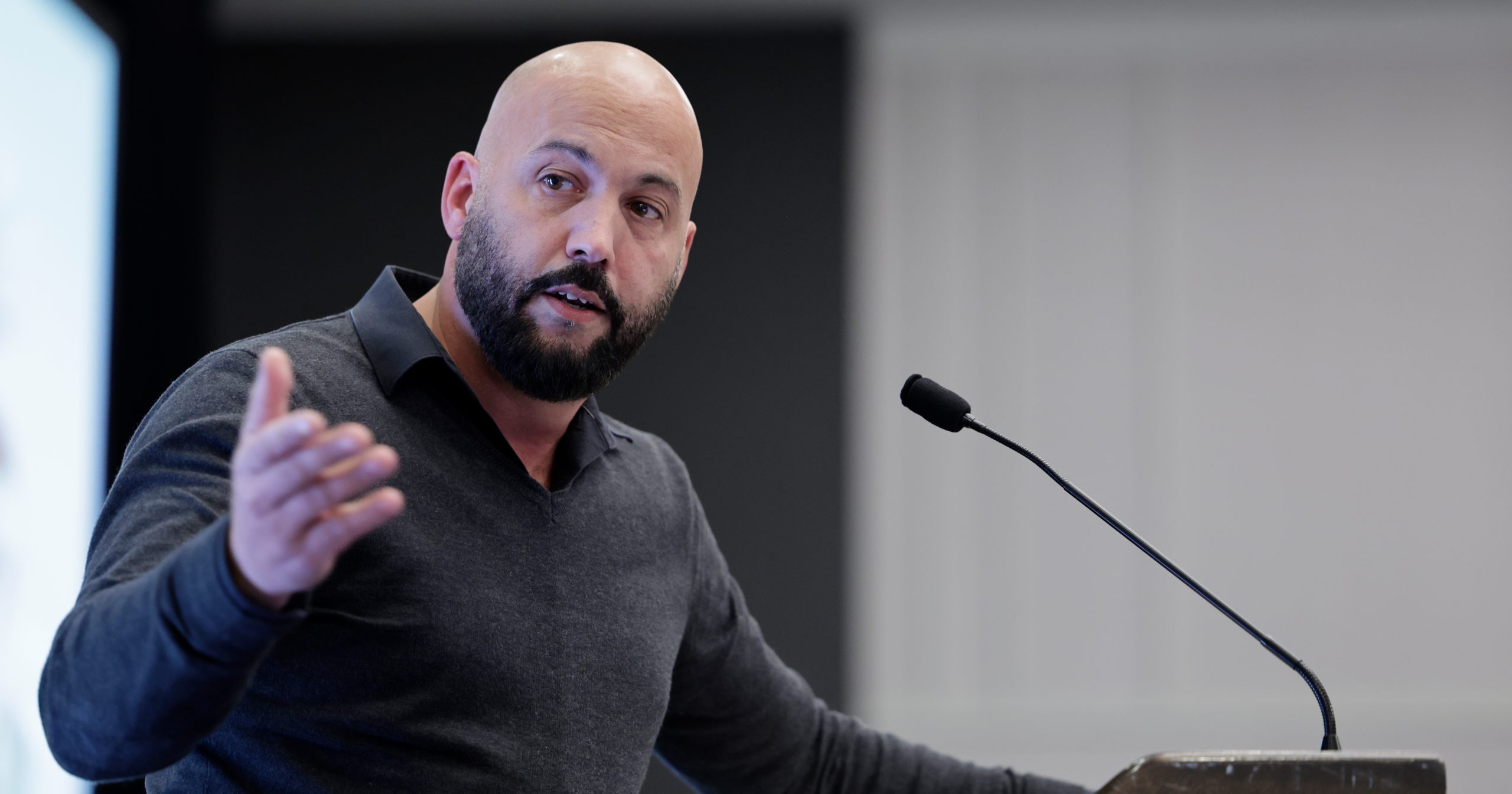 En direct | Allocution d’Éric Gingras au Conseil général – Centrale des ...