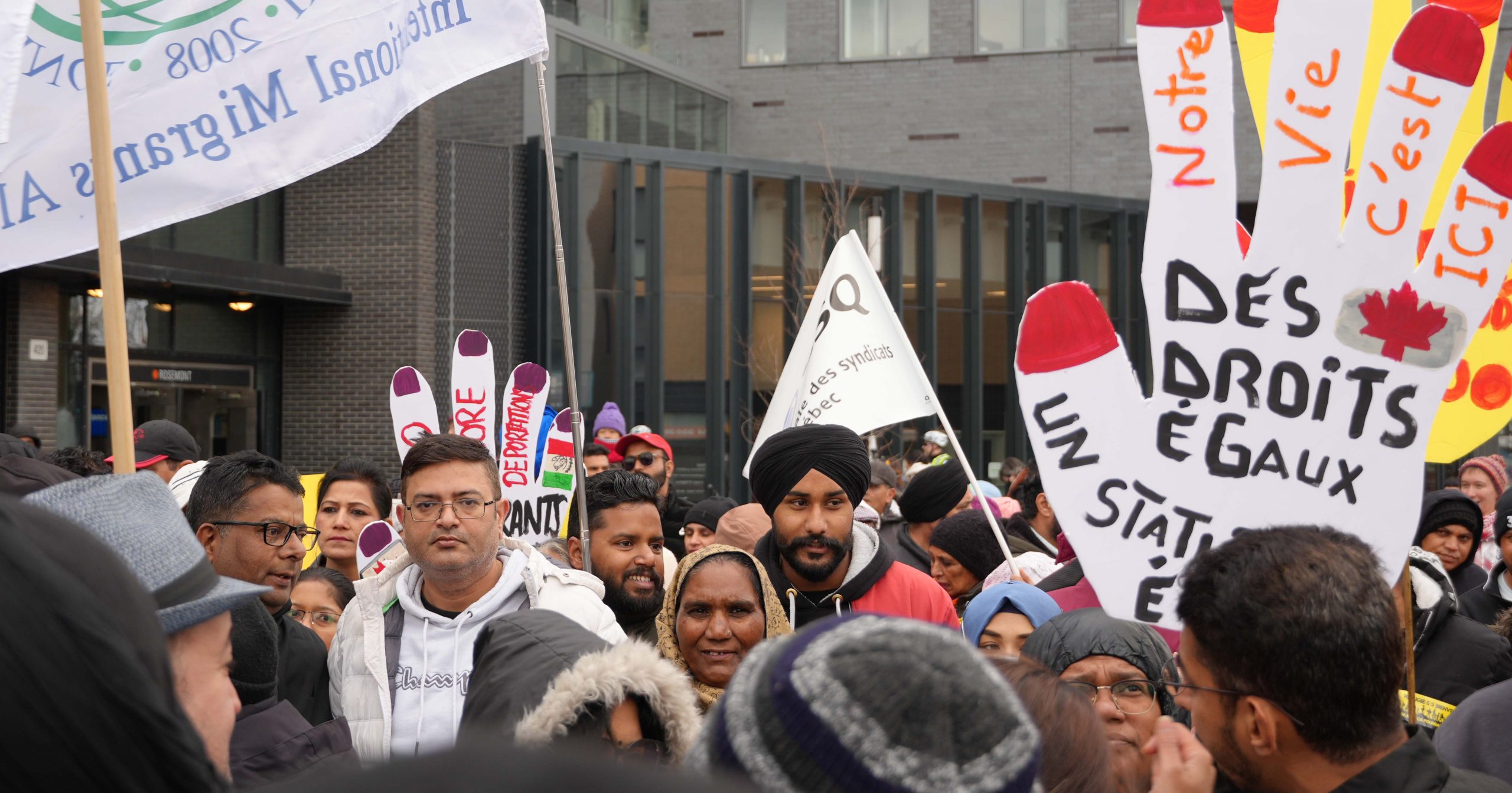 Solidarité avec les sans-papiers! – Centrale des syndicats du Québec (CSQ)