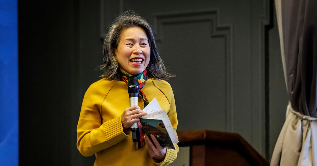 Un moment de réflexion et d’inspiration avec Kim Thúy – Centrale des ...